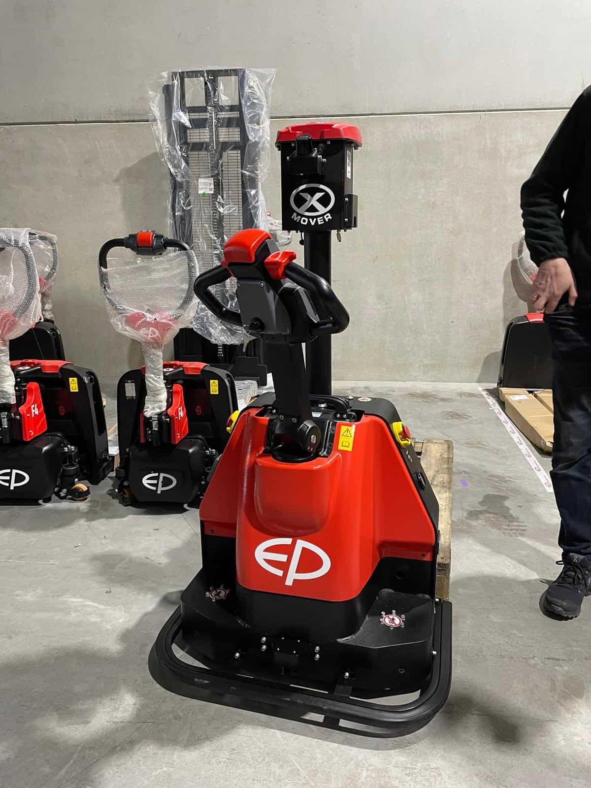 AMR Autonomous Mobile Robot from EP – XP15 - Clearlift Material Handling